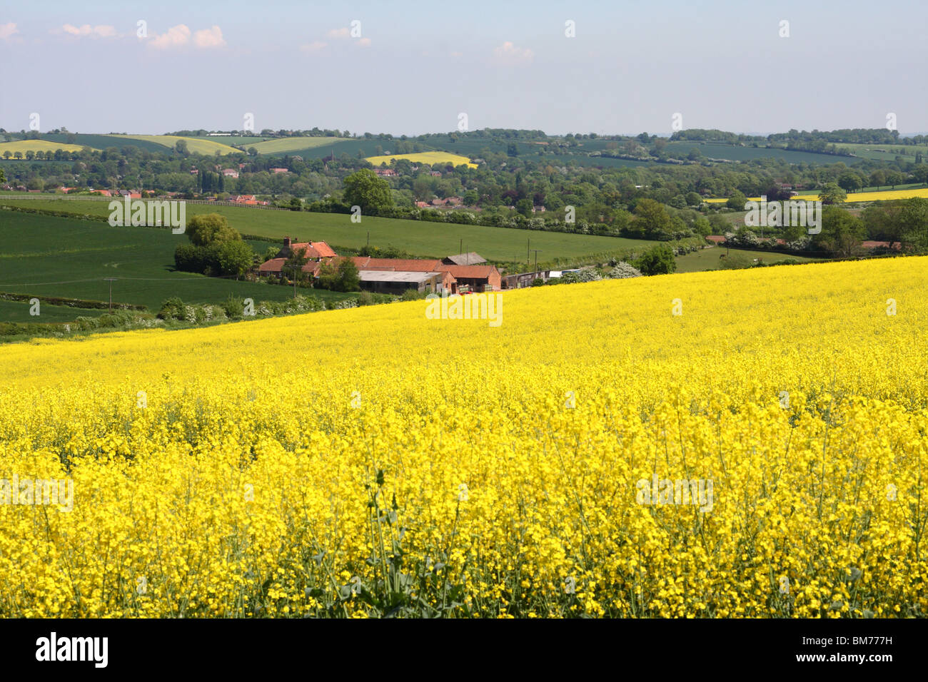 A farm in the English countryside Stock Photo - Alamy