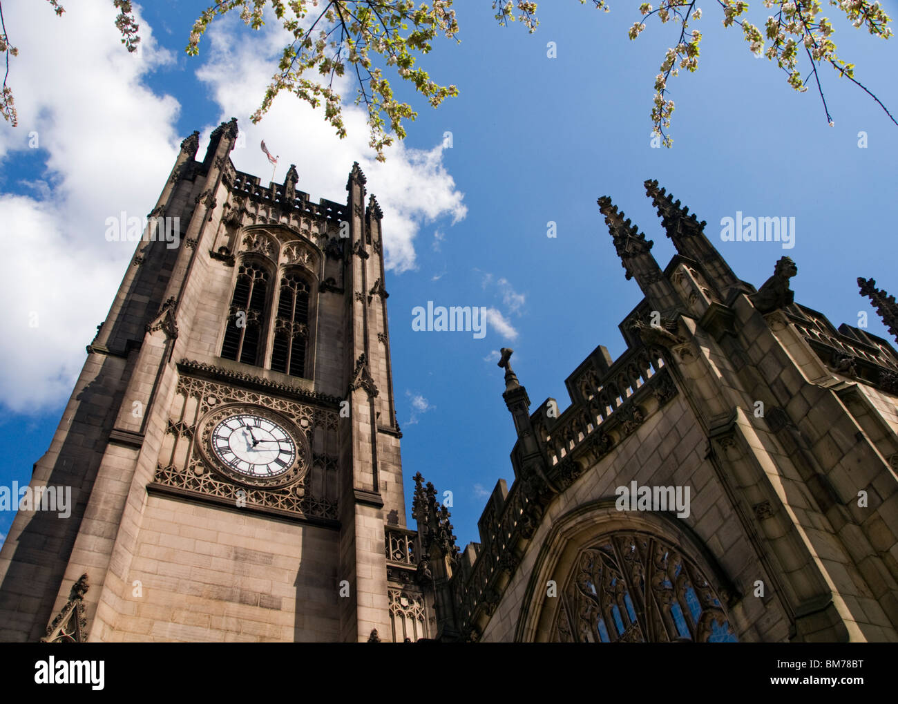 Manchester city center hi-res stock photography and images - Alamy