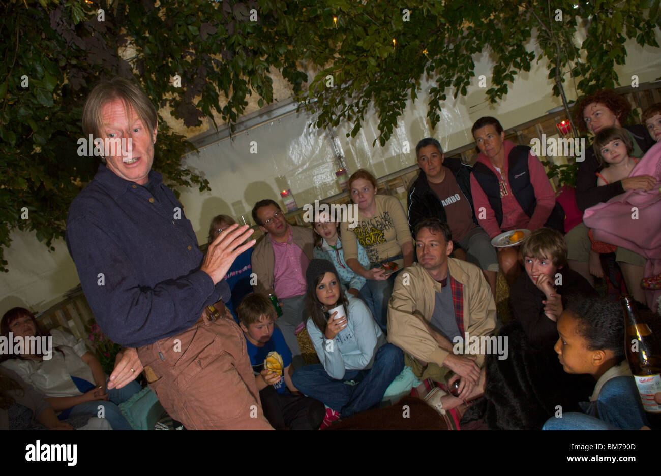 Storyteller Children High Resolution Stock Photography and Images - Alamy