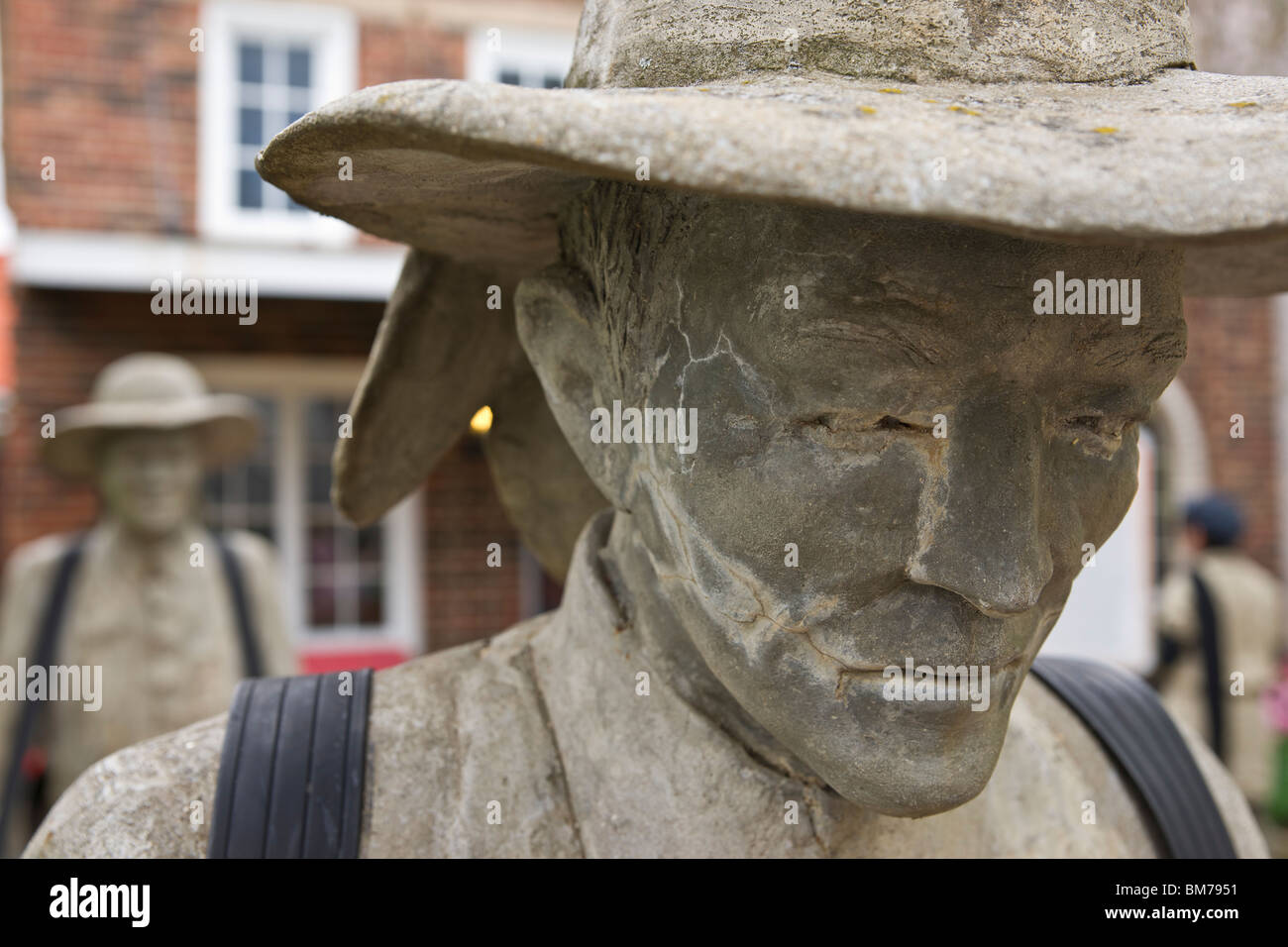 Statues hi res hi-res stock photography and images - Alamy