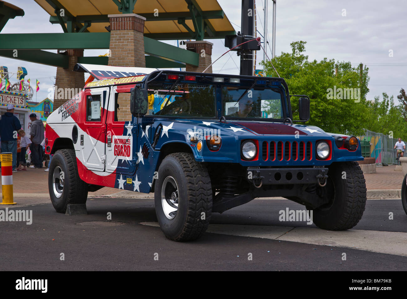American military Hummer Michigan MI with painted a flag pictures ...