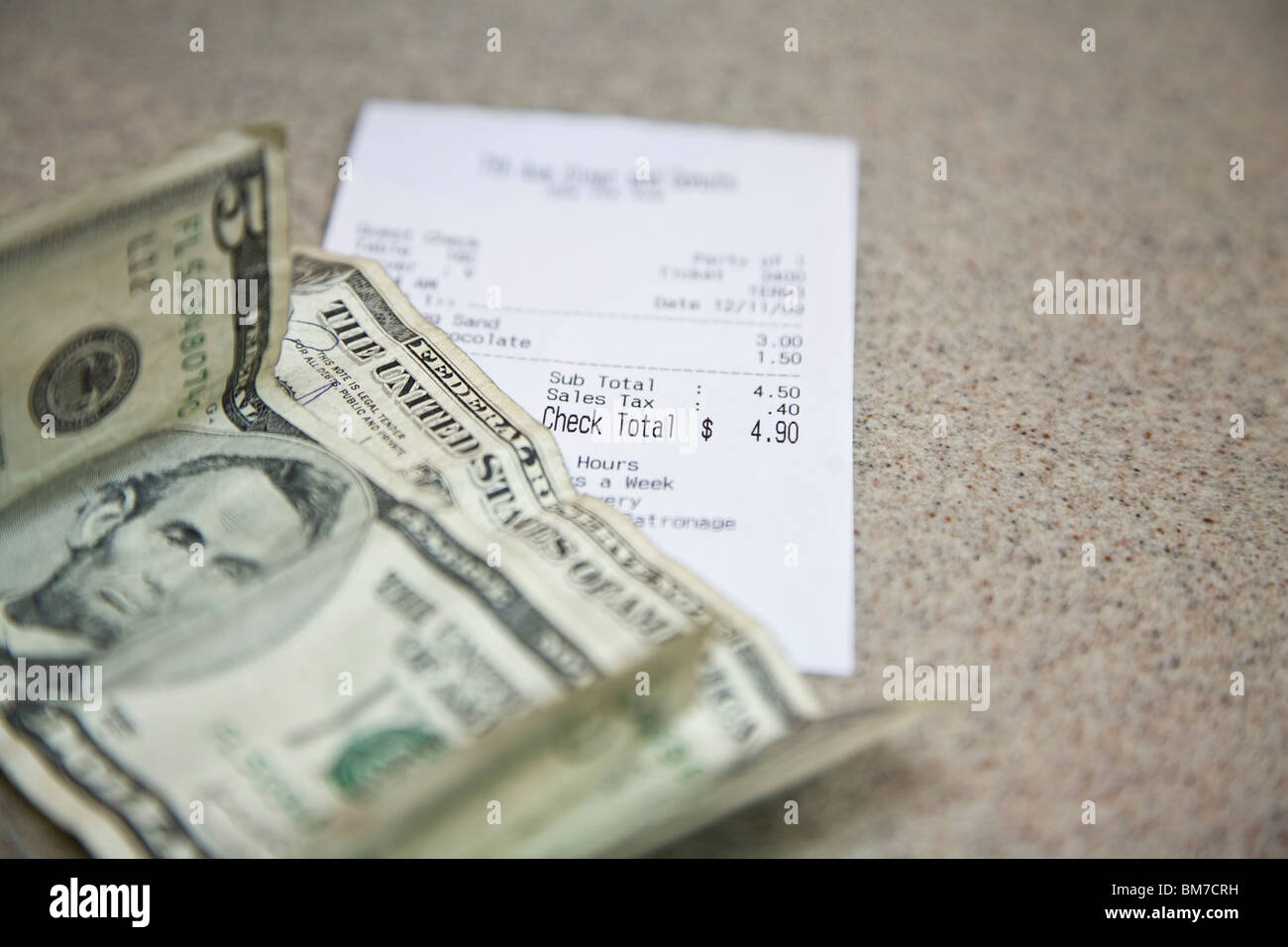 Cash receipt hi-res stock photography and images - Alamy