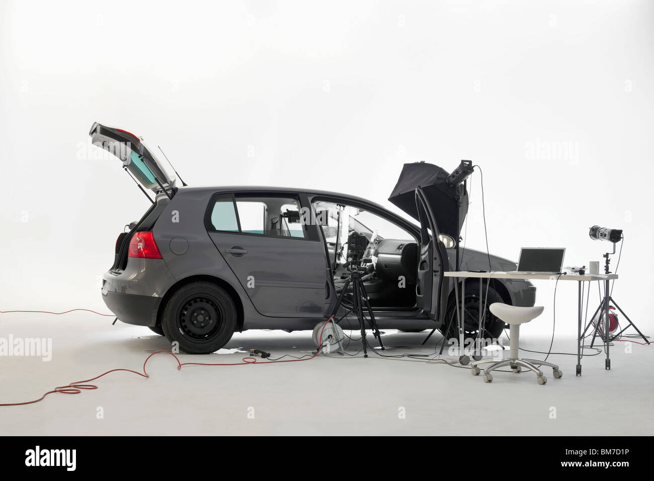 Car photo shoot hi-res stock photography and images - Alamy