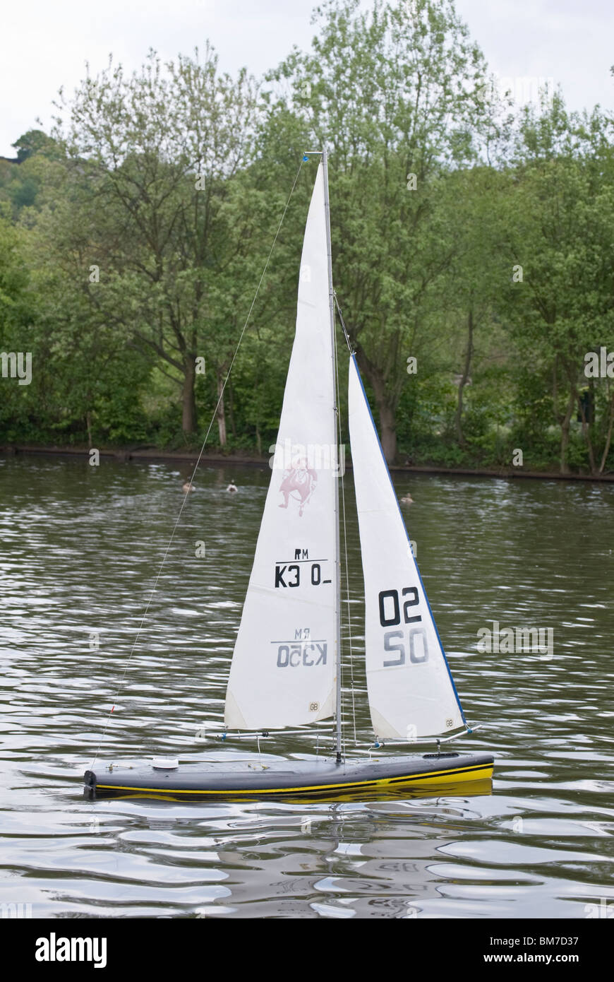 scale model of a radio controlled sail boat yacht etherow country park ...