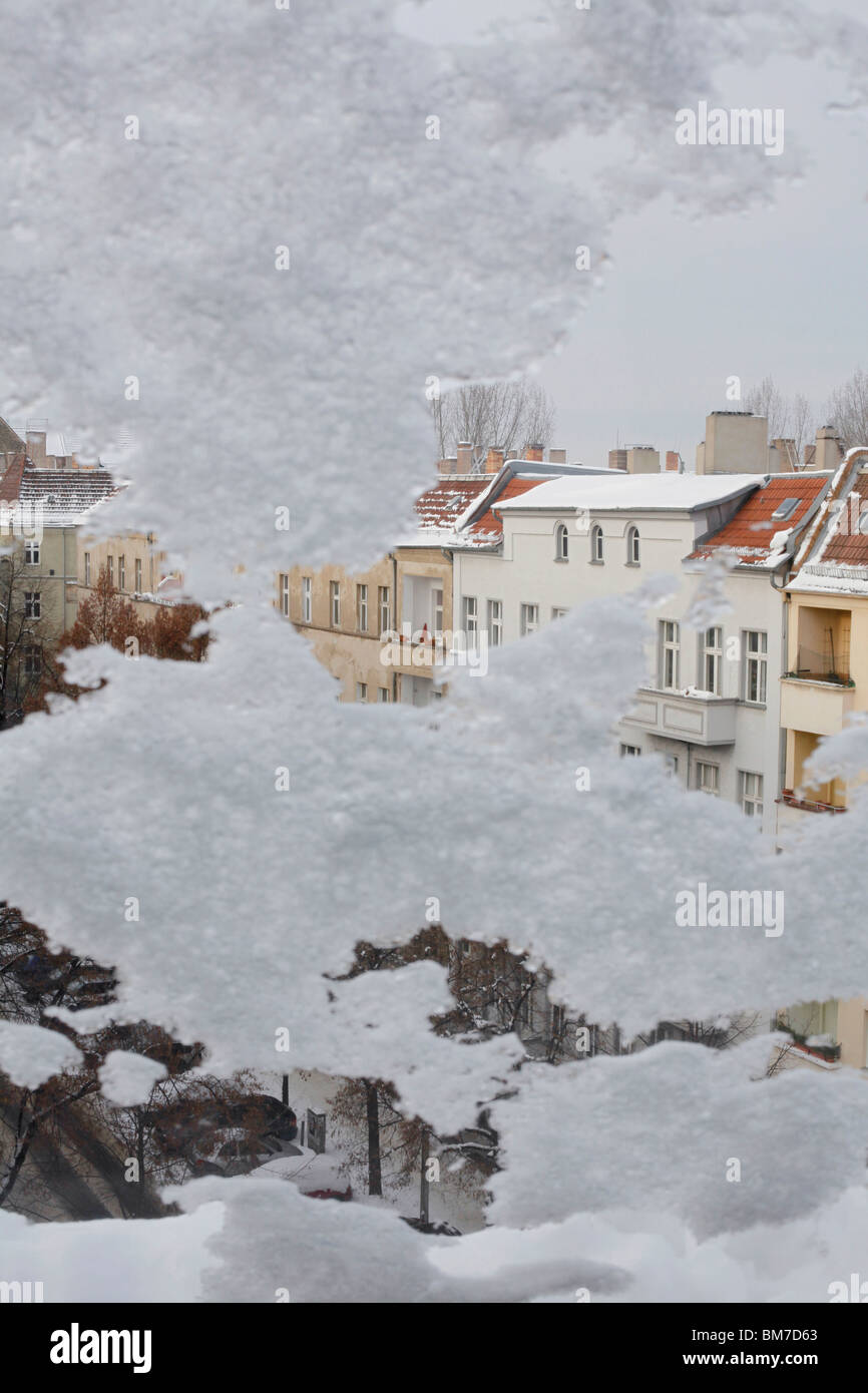 Snow through window view hi-res stock photography and images - Alamy