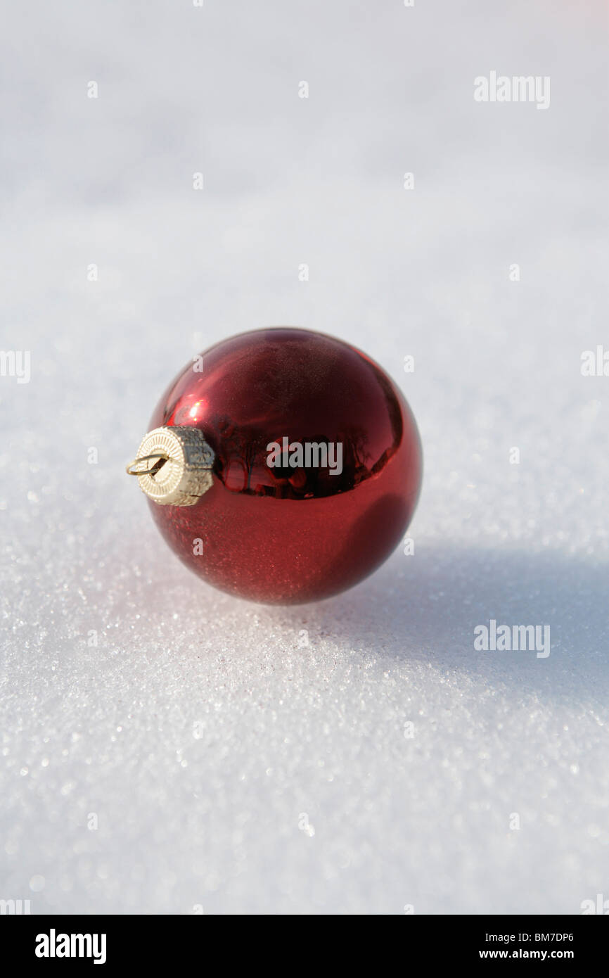 Christmas ornament ball reflection hi-res stock photography and images ...