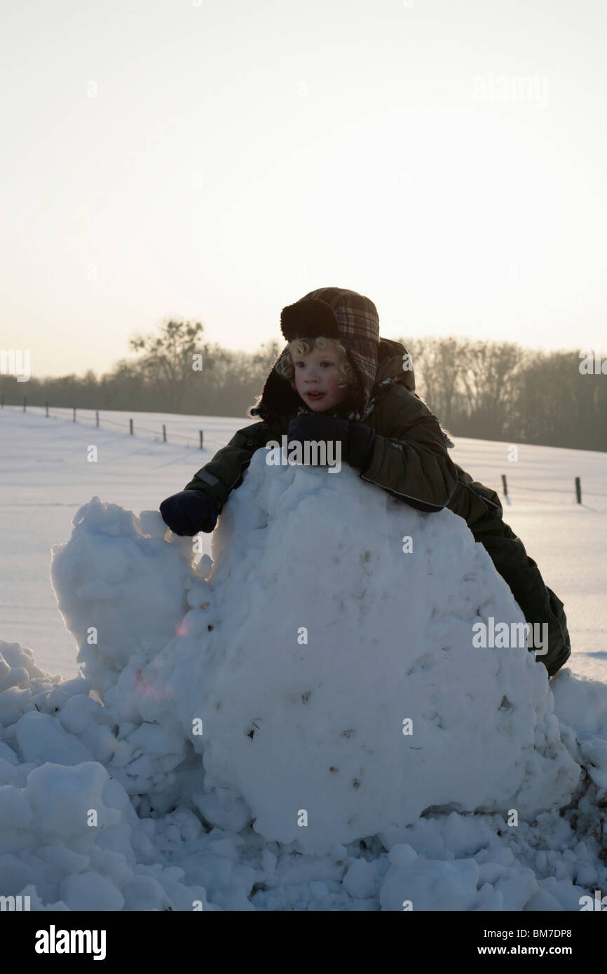 Pile cap hi-res stock photography and images - Alamy