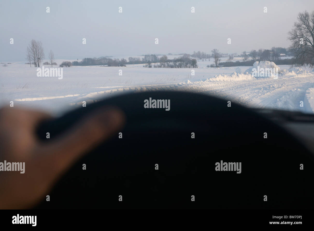 Winter snow scene through window hi-res stock photography and images ...