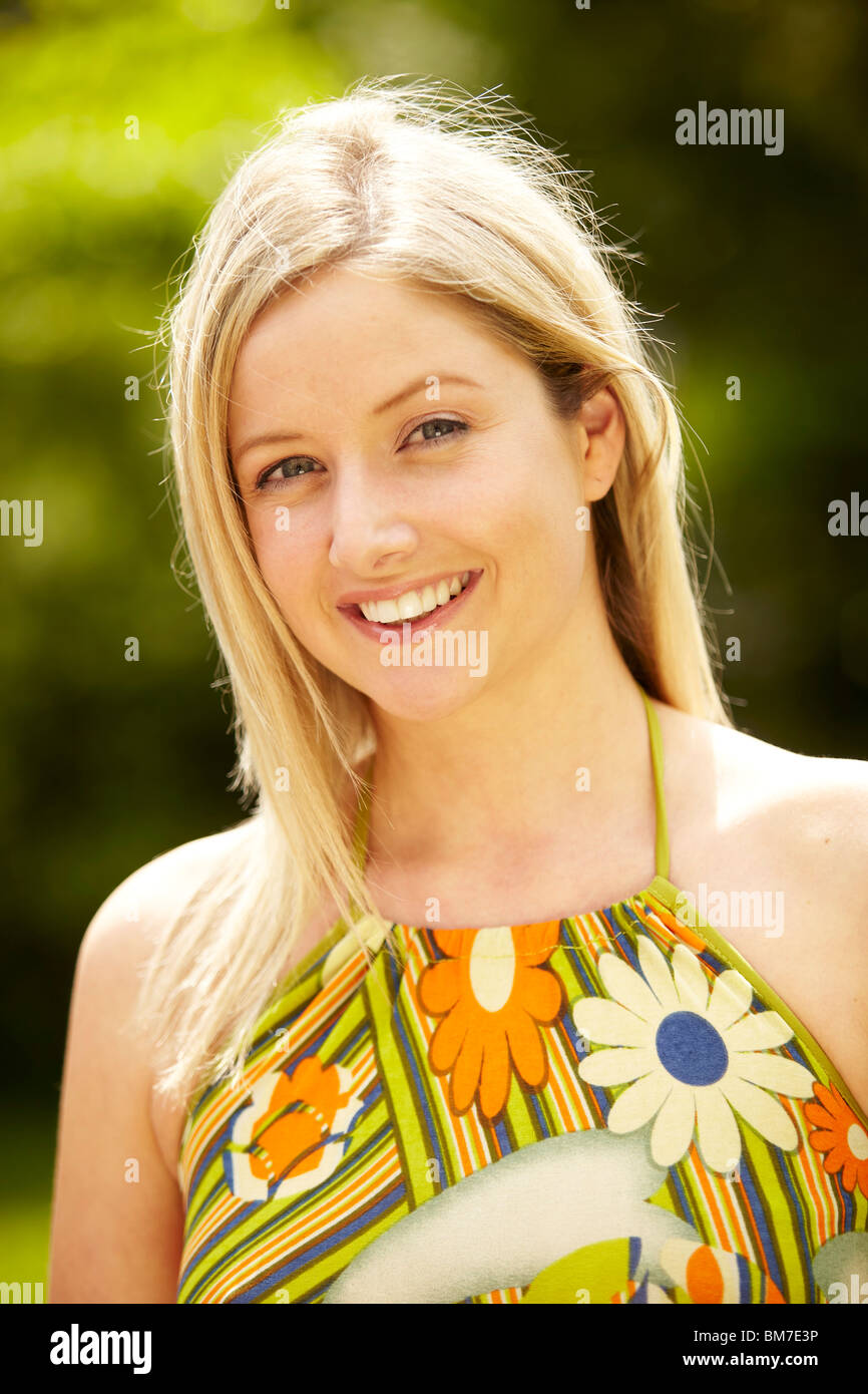 Portrait of blonde girl outdoors Stock Photo - Alamy