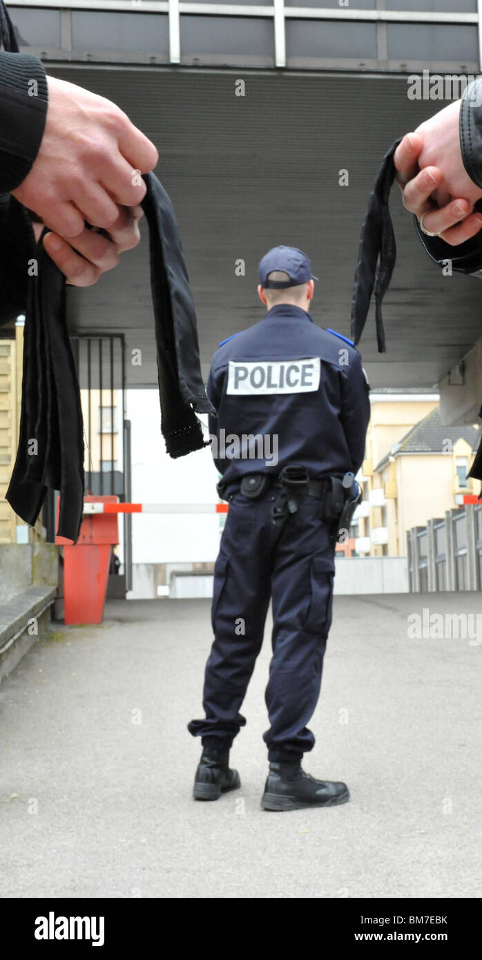 Police force mourning the loss of one of its own Stock Photo - Alamy
