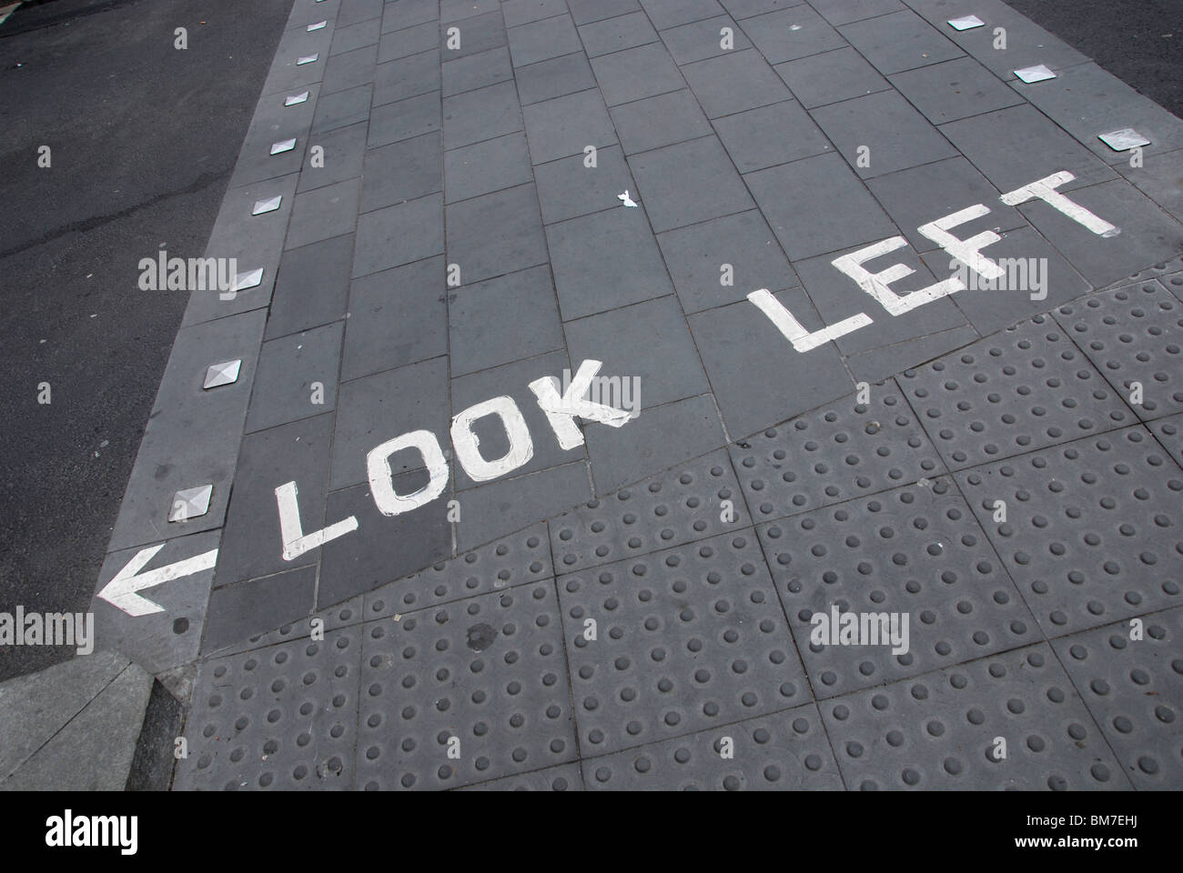 Tactile pedestrian crossing hi-res stock photography and images - Alamy