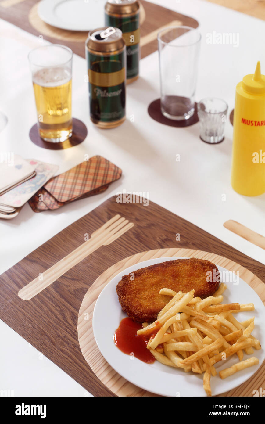 How to make schnitzel hi-res stock photography and images - Alamy