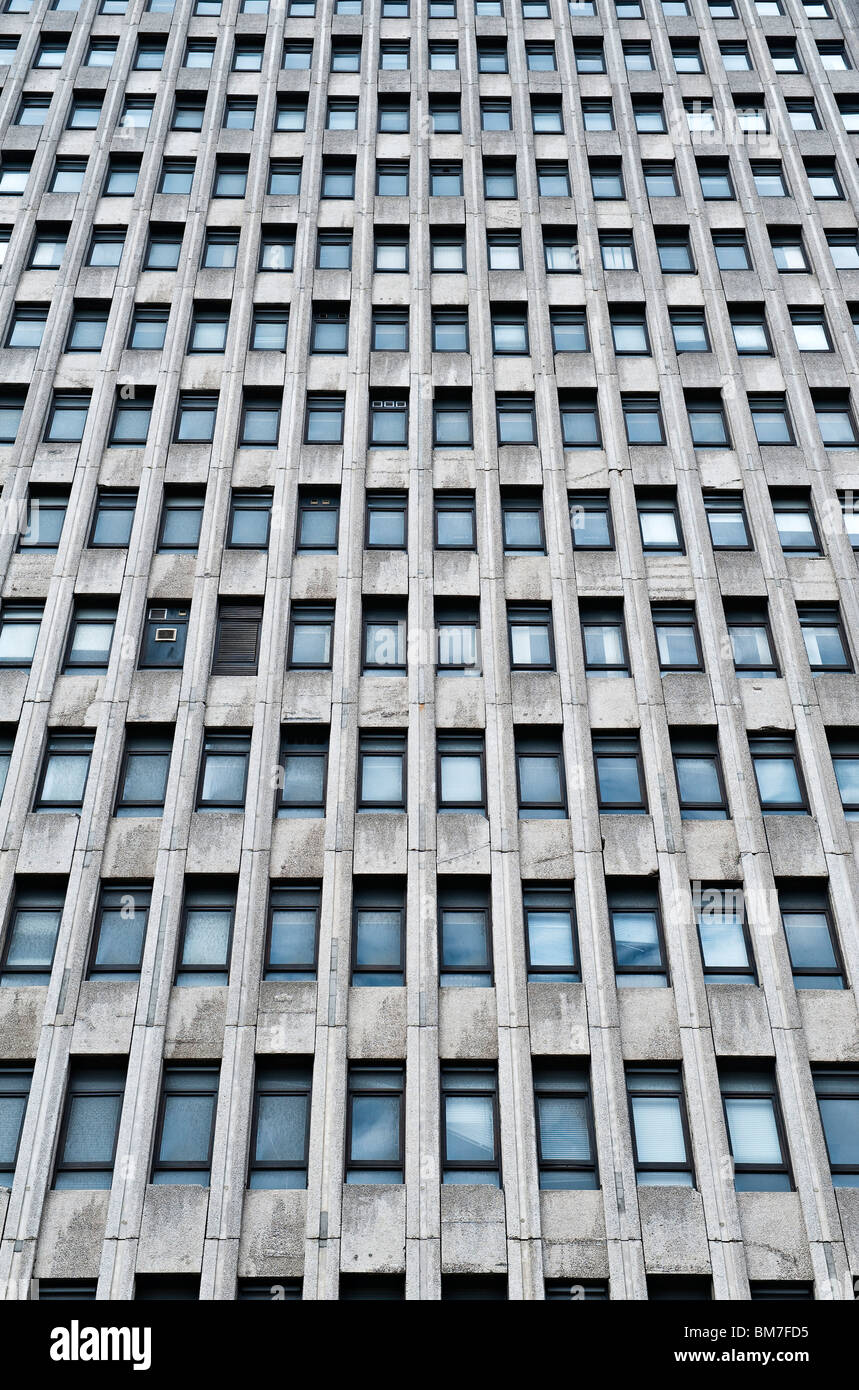 Brutalist office building hi-res stock photography and images - Alamy