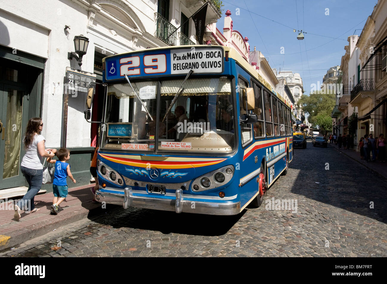 Argentina : Bus in the streets Stock Photo - Alamy