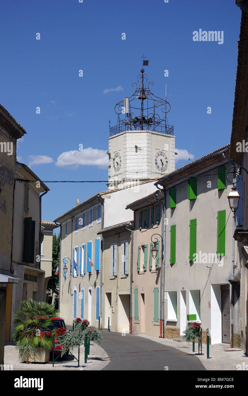 Caderousse hi-res stock photography and images - Alamy