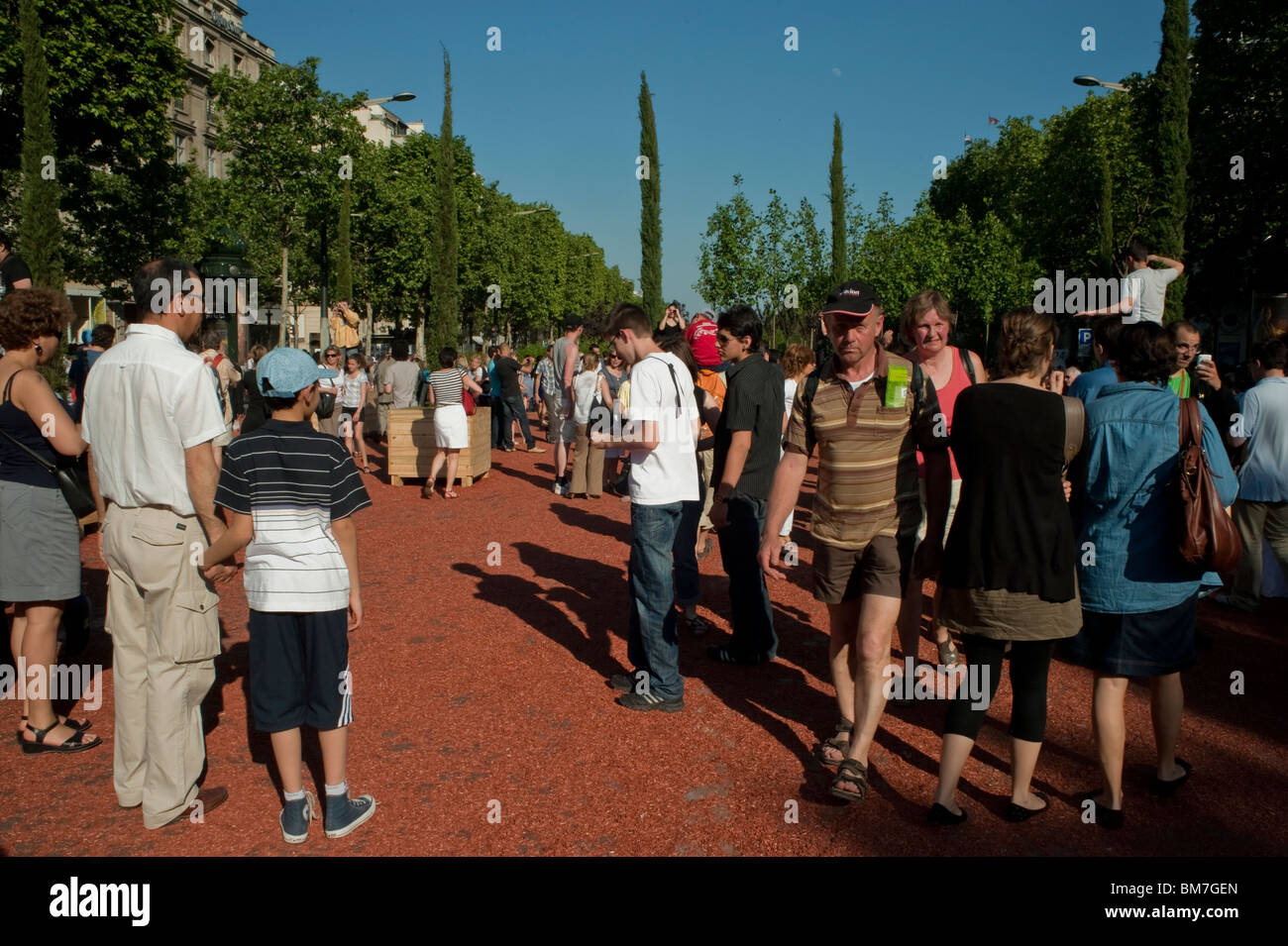 Paris, France, Crowd of Tourists promenading on Street, Champs-Ely-sees ...