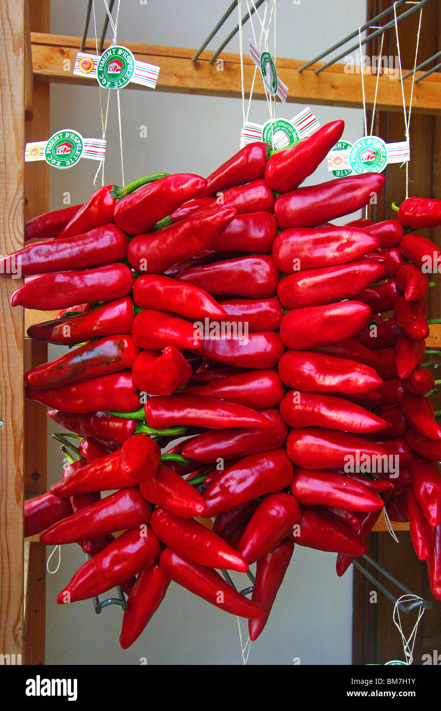 Espelette peppers hi-res stock photography and images - Alamy