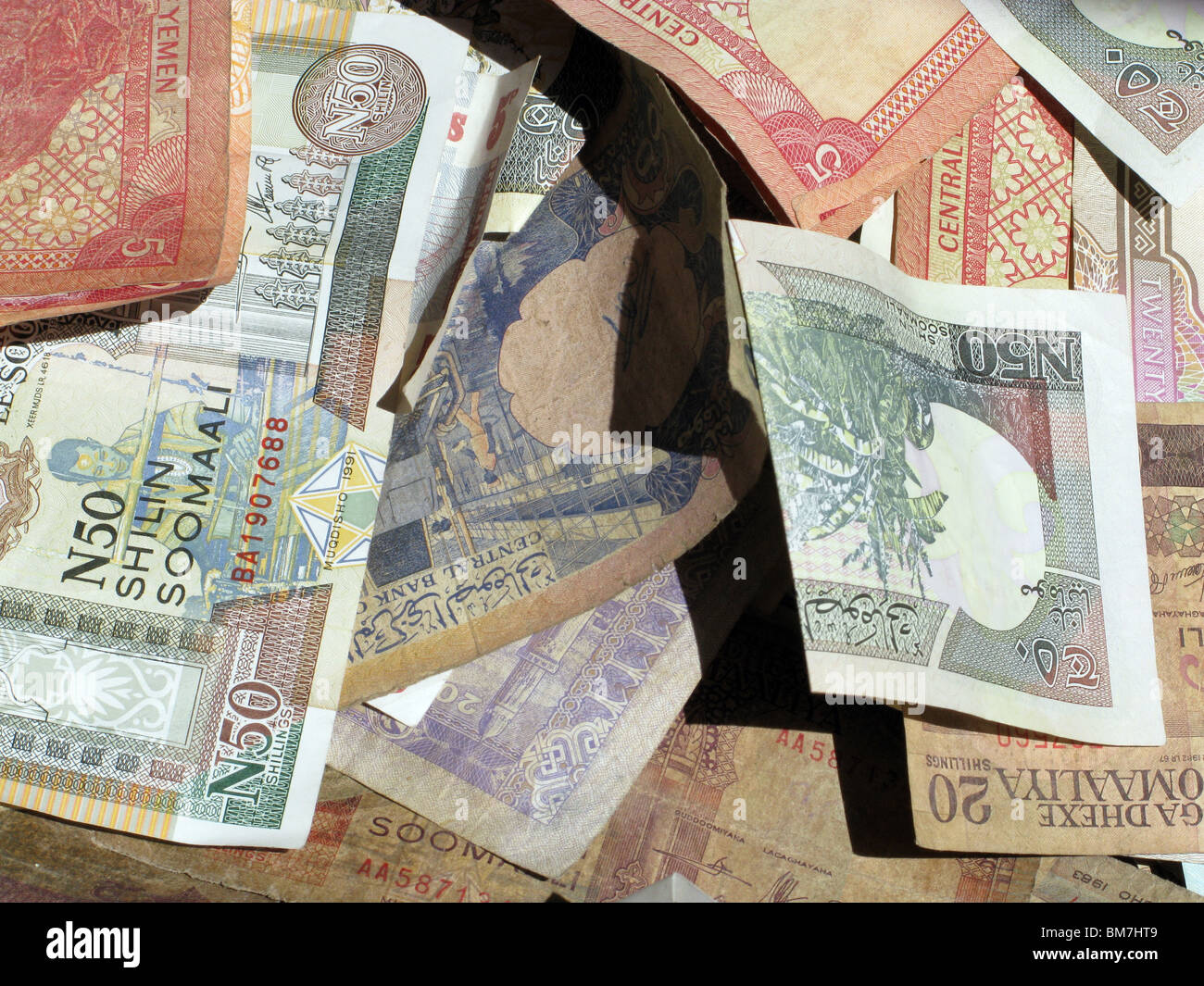 box full of african bank notes Stock Photo - Alamy