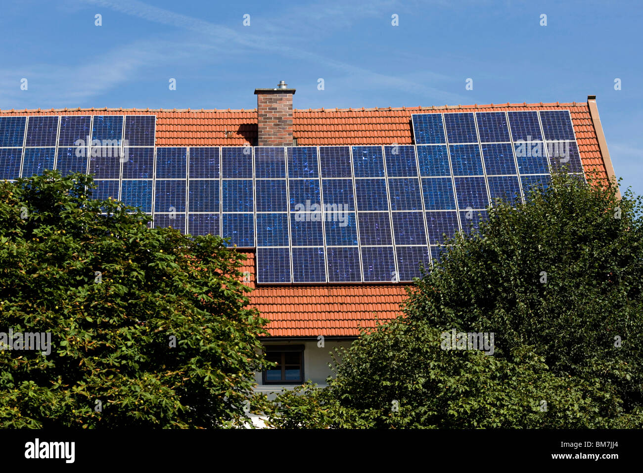 Chalet solar panel hi-res stock photography and images - Alamy
