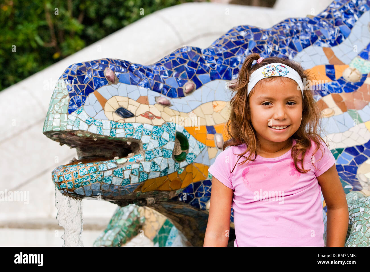 Gaudi Lizard in Parque (park) Guell in Barcelona Stock Photo - Alamy