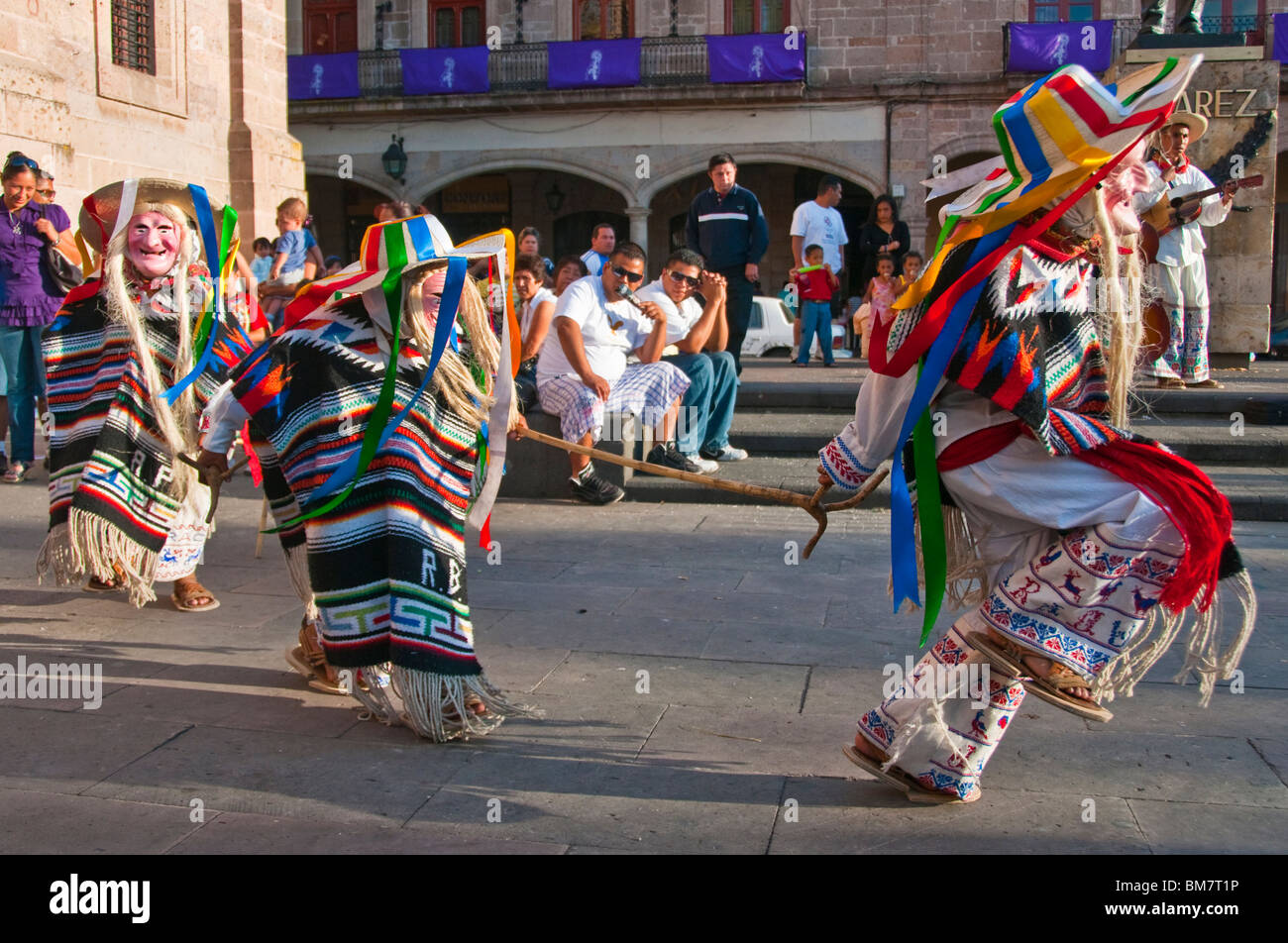 Viejitos dance hi-res stock photography and images - Alamy