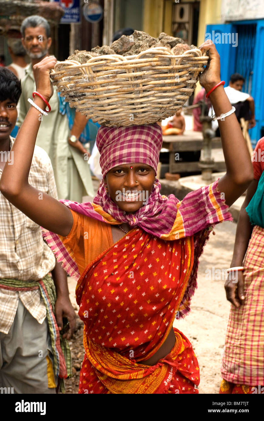 Female labour india hi-res stock photography and images - Alamy