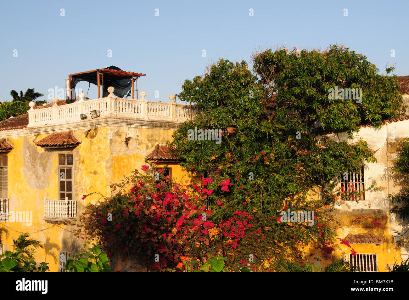 A Hispanic Hacienda, Cartagena, Colombia, Balcony View Stock Photo - Alamy
