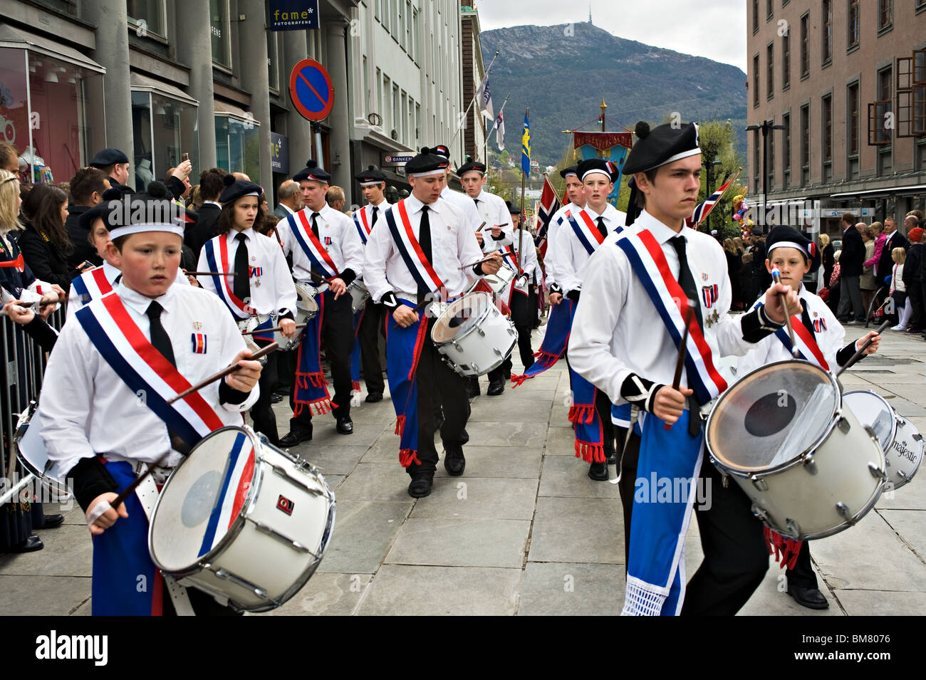 Local Clubs Bands Groups Families Schools March Through Bergen City ...