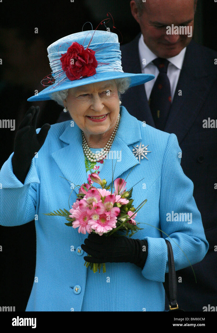 Queen Of England Waving