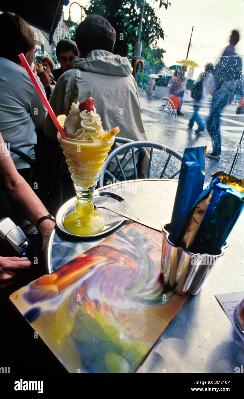 Rainy day rest break Vienna, Austria City urban Stock Photo - Alamy