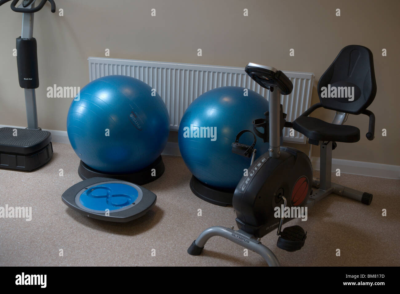 Back pain tennis injury hi-res stock photography and images - Alamy