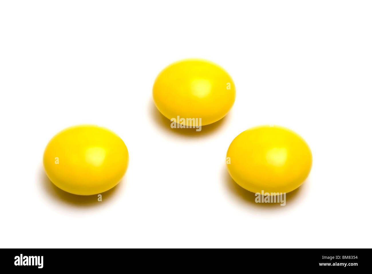 Red yellow pills hi-res stock photography and images - Alamy