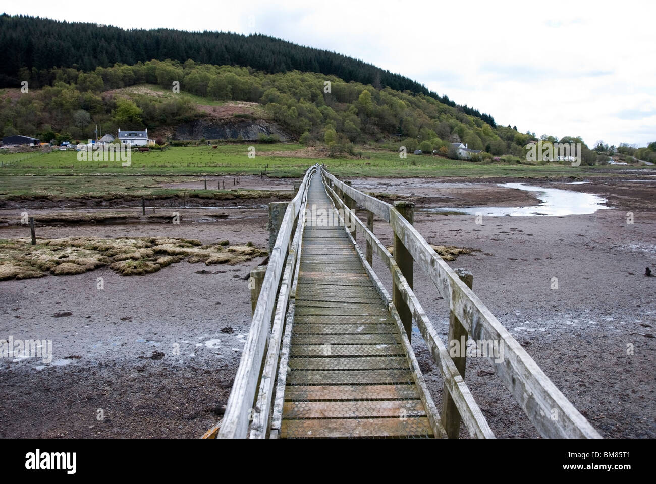 Queen Victoria Diamond Jubilee Bridge linking Appin to Portnacroish ...