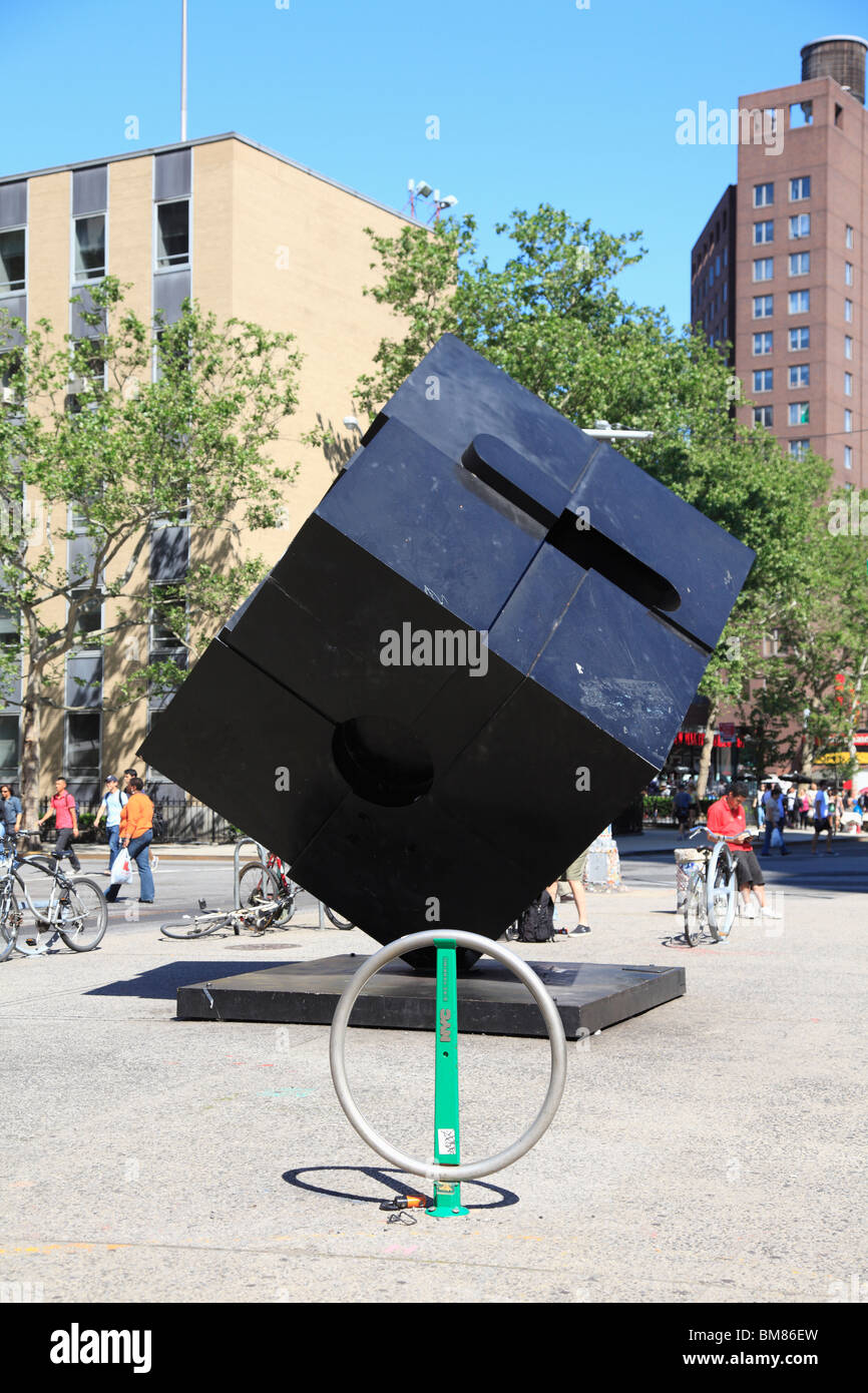Astor Place Cube, The Alamo, Astor Place, Greenwich Village, Manhattan ...