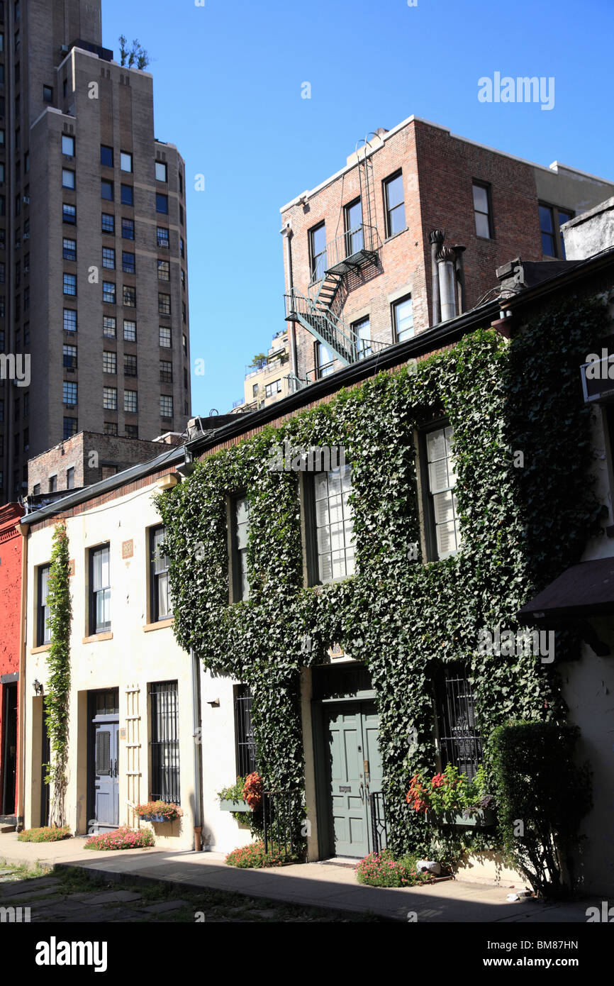 Washington Mews, Greenwich Village, West Village, Manhattan, New York ...