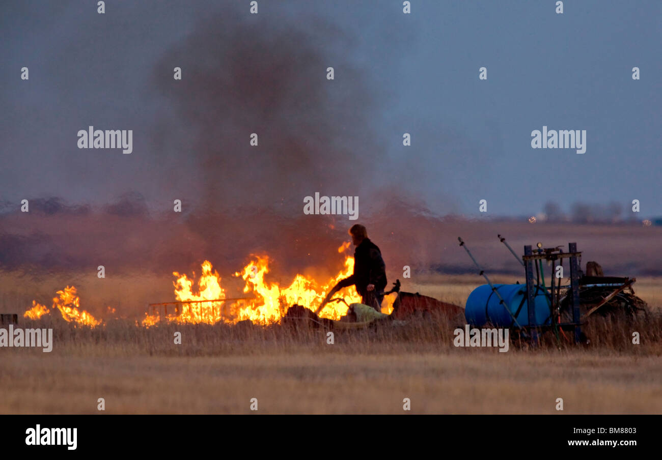 Red farm house fire hi-res stock photography and images - Alamy