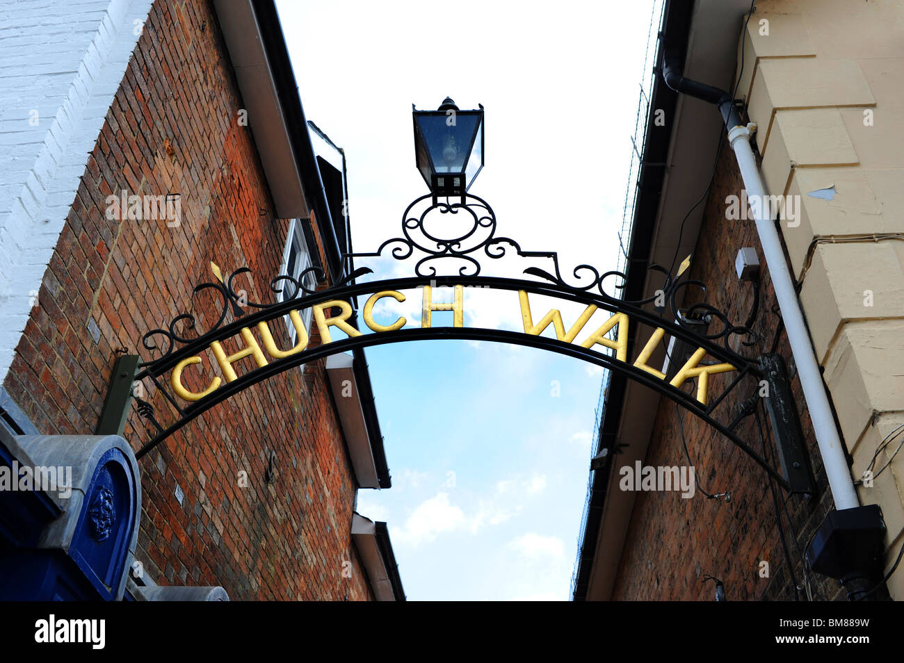 Crawley Shops High Resolution Stock Photography and Images - Alamy