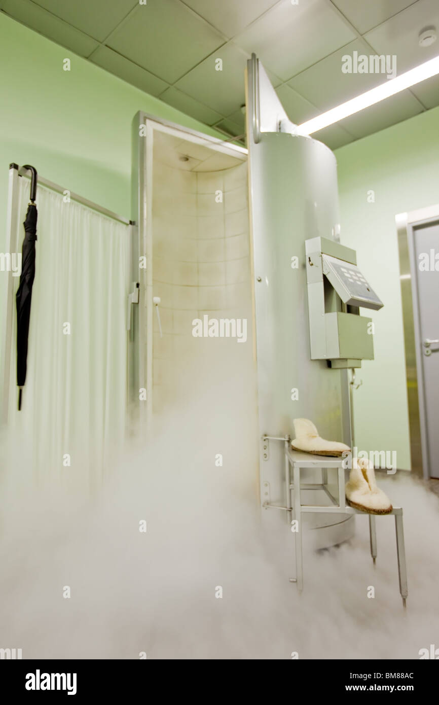 Cryotherapy hi-res stock photography and images - Alamy