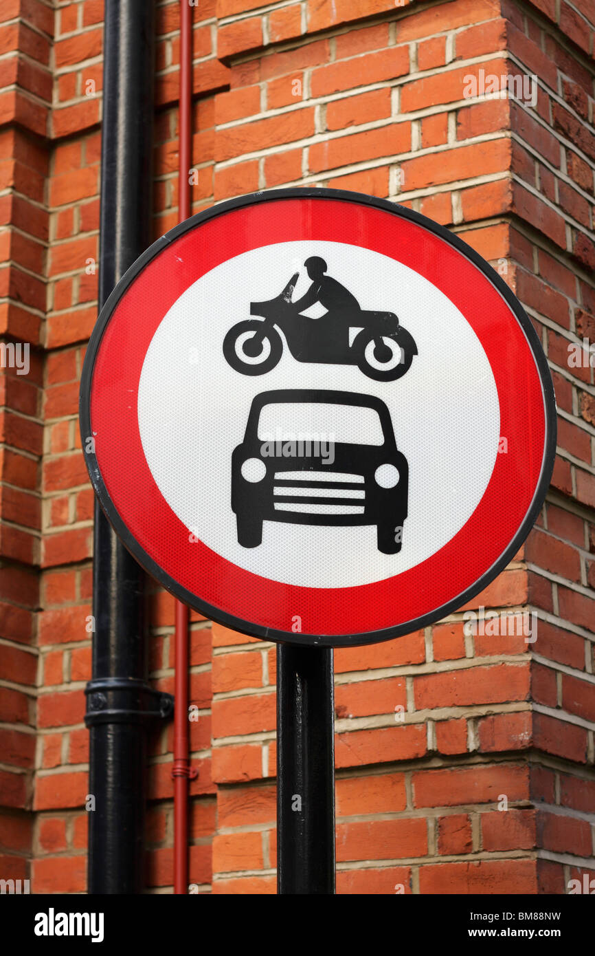 Motor vehicles hi-res stock photography and images - Alamy