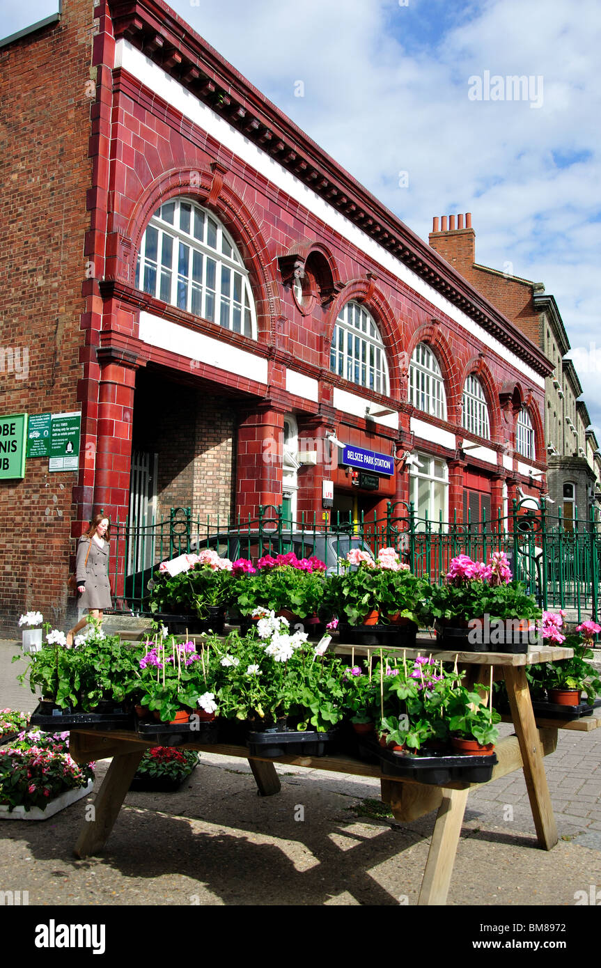 Belsize Park Underground Station, Haverstock Hill, Belsize Park, London ...