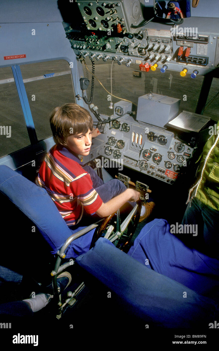 Goodyear blimp ride hi-res stock photography and images - Alamy