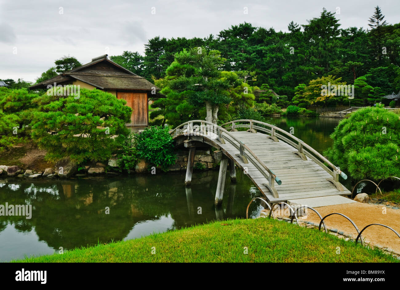 Naka sawa hi-res stock photography and images - Alamy