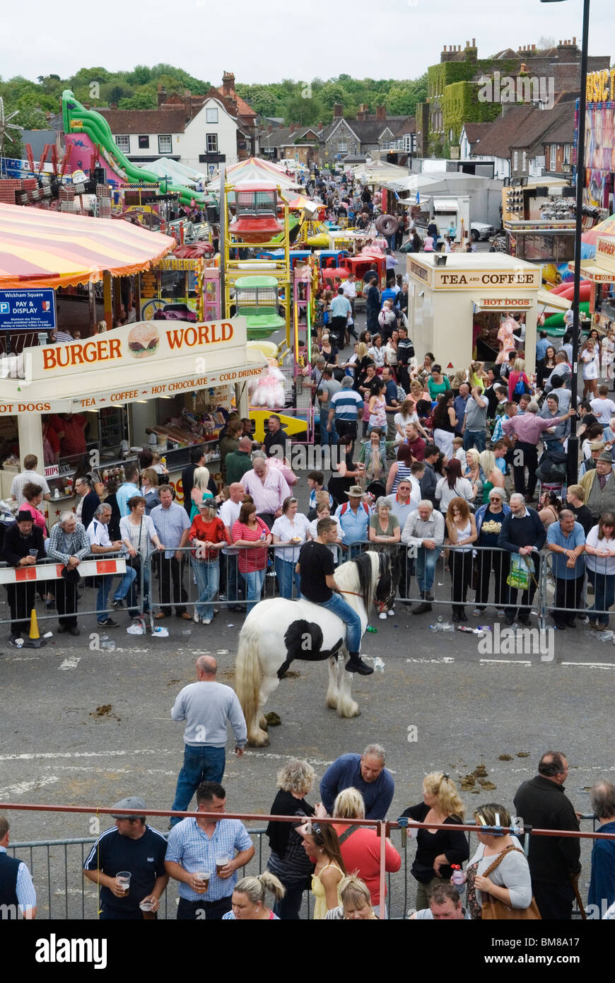 Charter Fair UK, funfair and traditional gypsy horse fair in the town ...