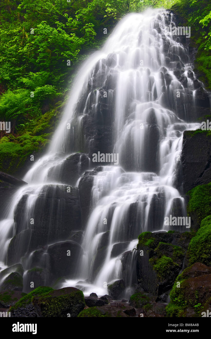 Pacific northwest columbia river wahkeena creek basalt hi-res stock ...