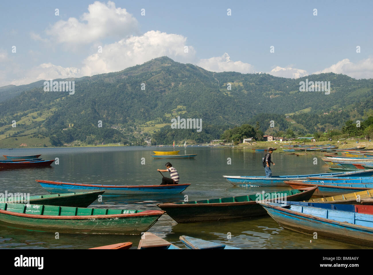 Tal lake hi-res stock photography and images - Alamy
