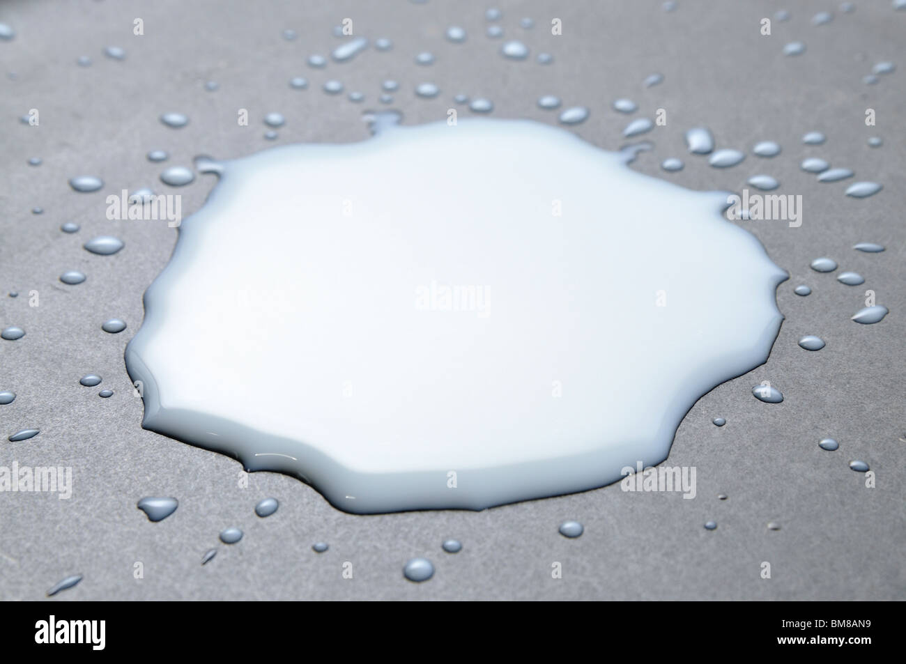 Milk colour experiment hi-res stock photography and images - Alamy