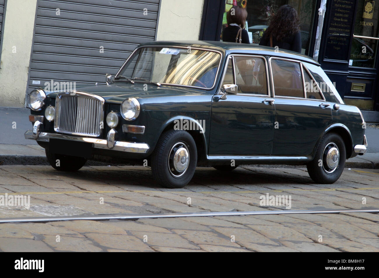Black 1955 MG Salon side view Stock Photo - Alamy