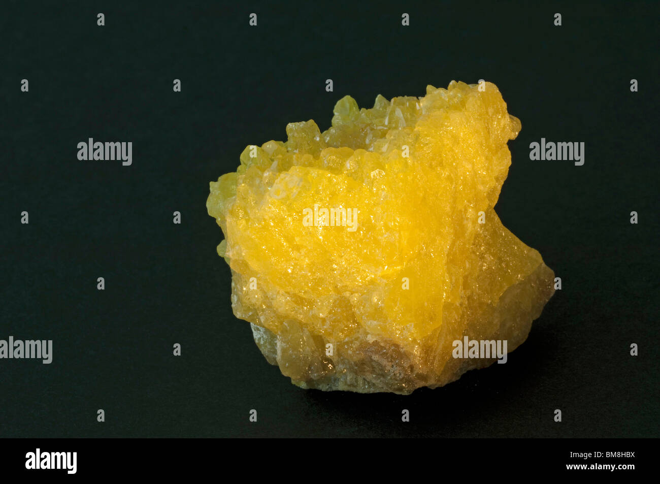 Sulfur, sulphur. Lemon yellow crystals, studio picture Stock Photo - Alamy