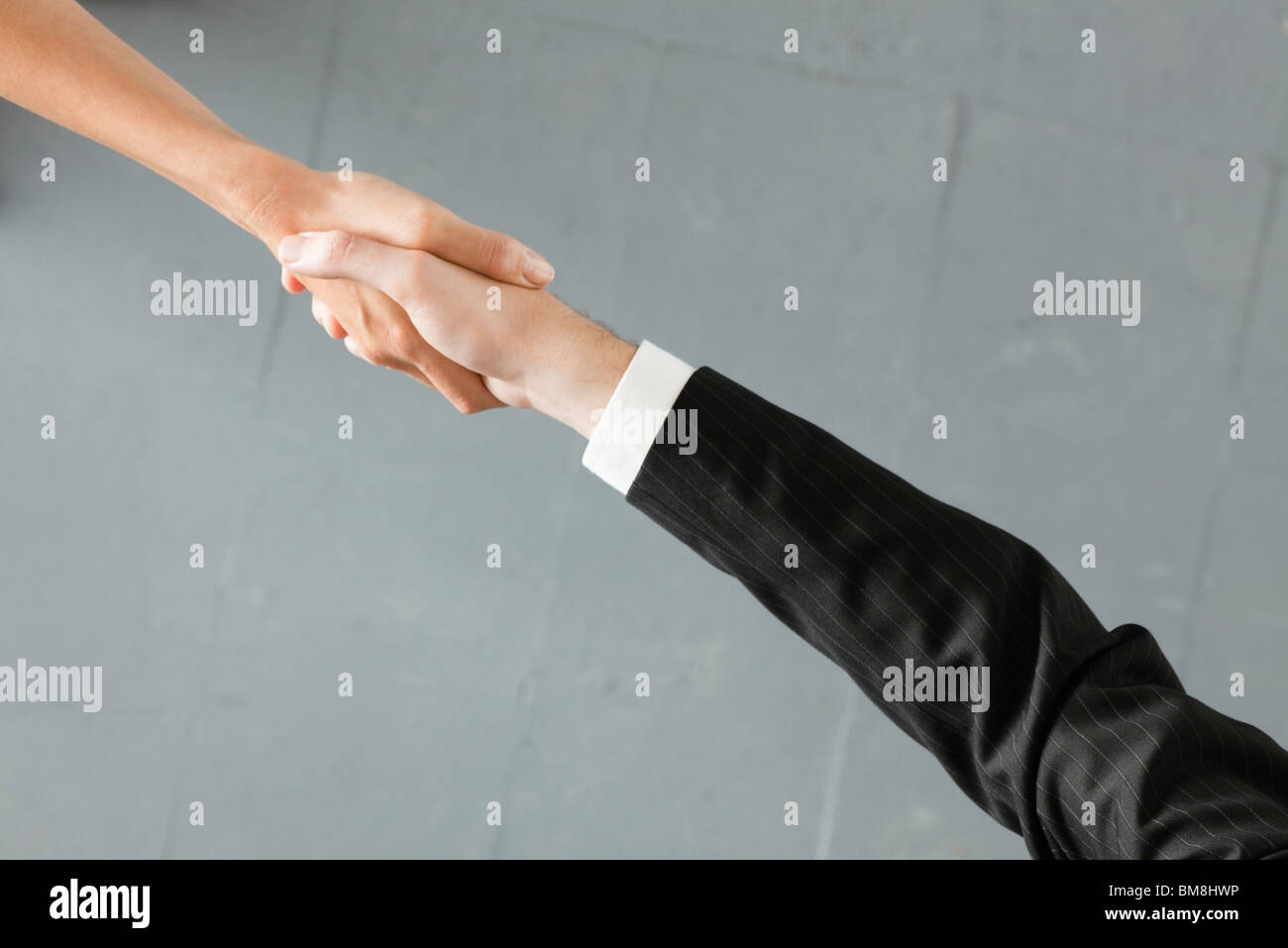 Overhead view people shake hand hi-res stock photography and images - Alamy