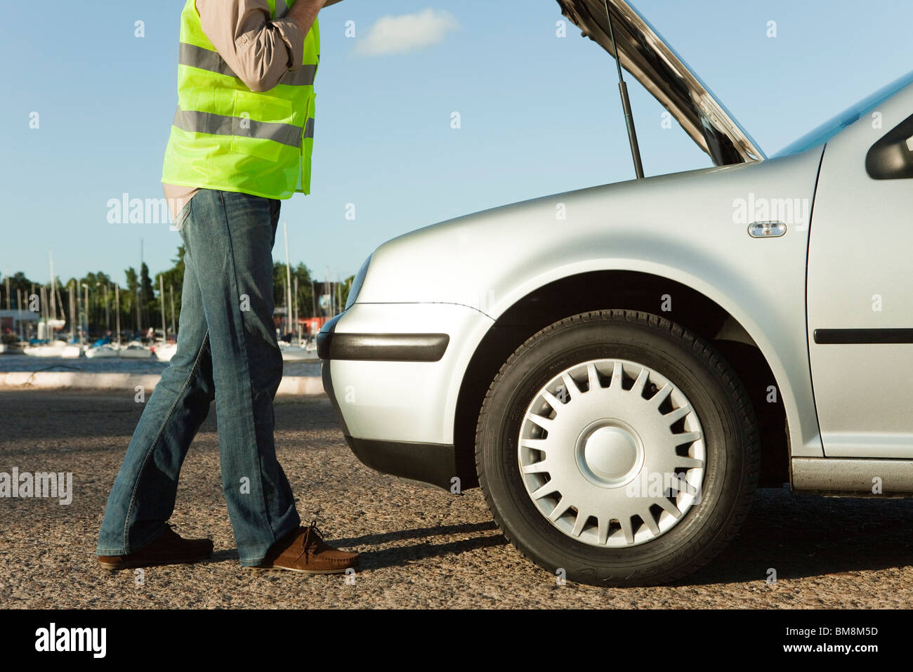 Mechanic views hi-res stock photography and images - Alamy